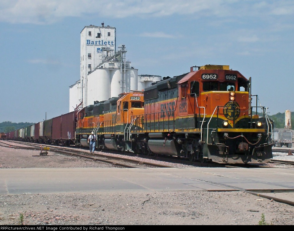 BNSF 6952